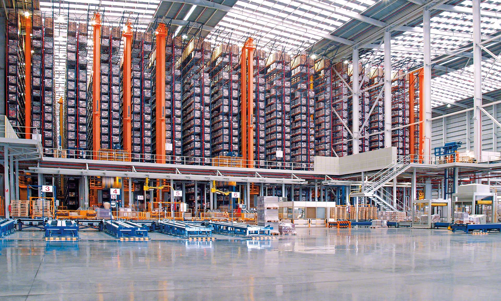 Keys to wine warehousing - Mecalux.com Keys to wine warehousing - Mecalux.com