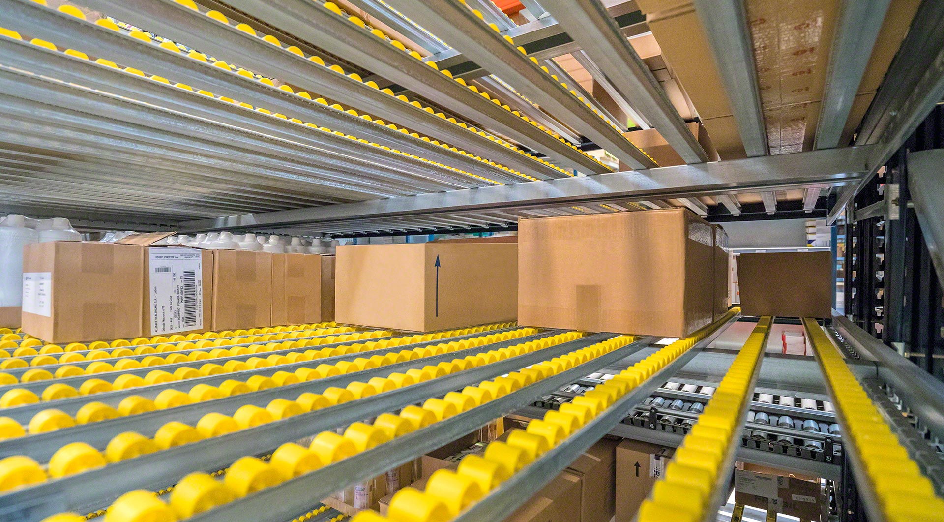 Live storage for picking | Picking - Mecalux.com