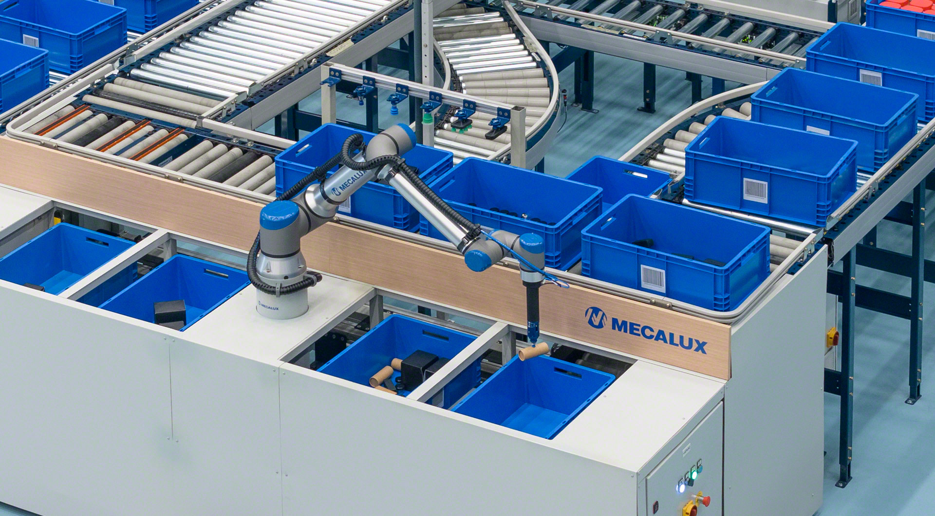 Picking Robot (automated piece picking) - Mecalux.com